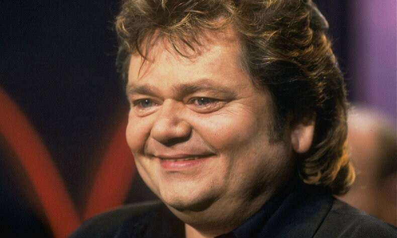 Wow! Baby André lijkt als twee druppels water op opa Hazes | Libelle