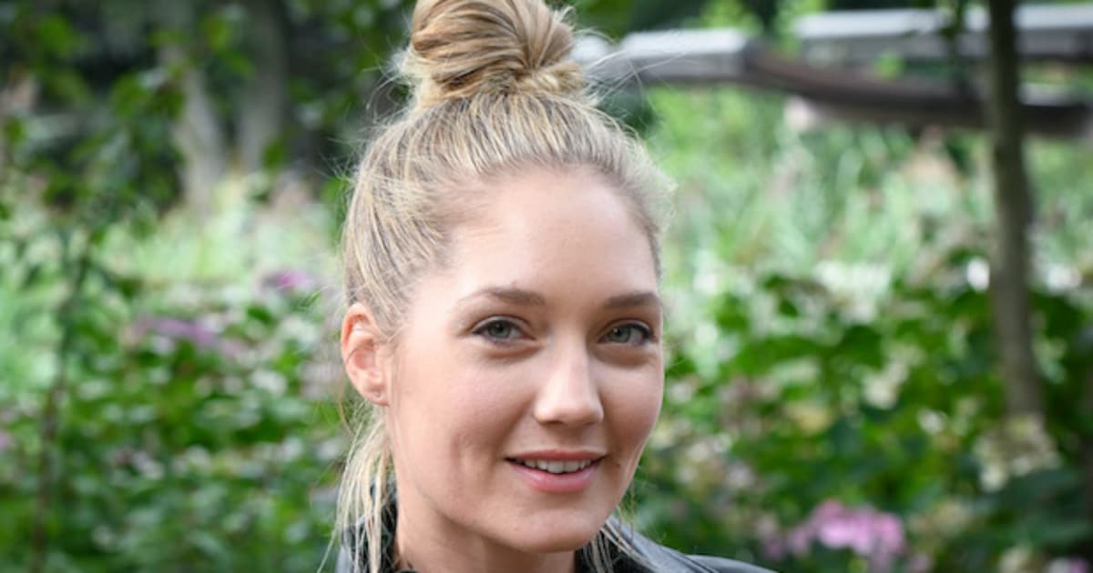 Rens Kroes openhartig over haar kraamtijd: "Een kind baren en daarvan ...