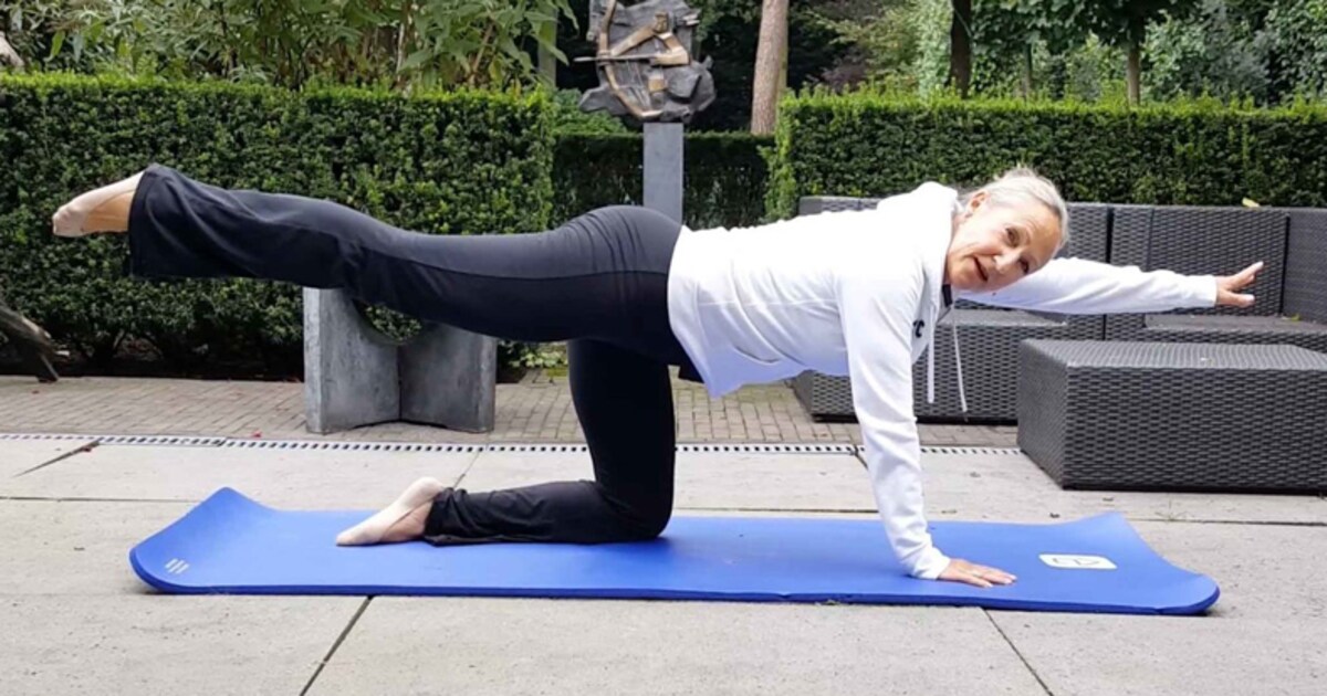 Doe core stability-oefeningen met sportvlogger Lot | Libelle