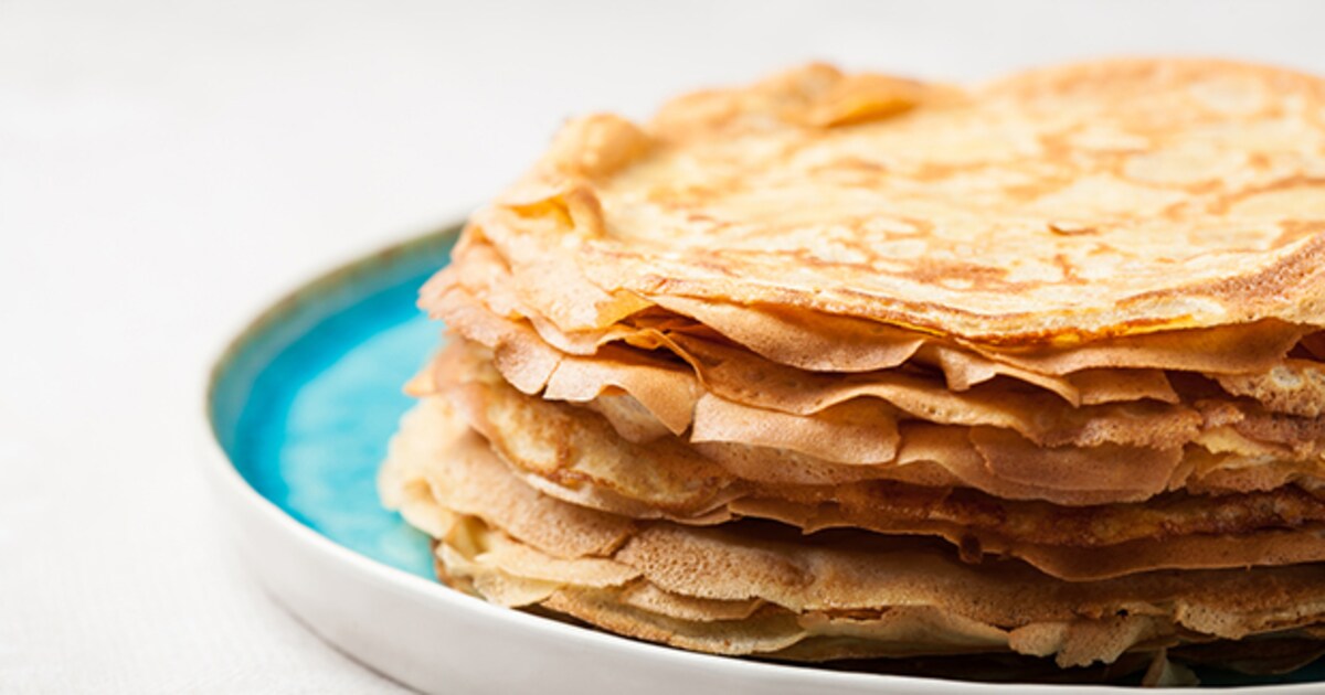 Met dít trucje bak je veel sneller een hele stapel pannenkoeken | Libelle