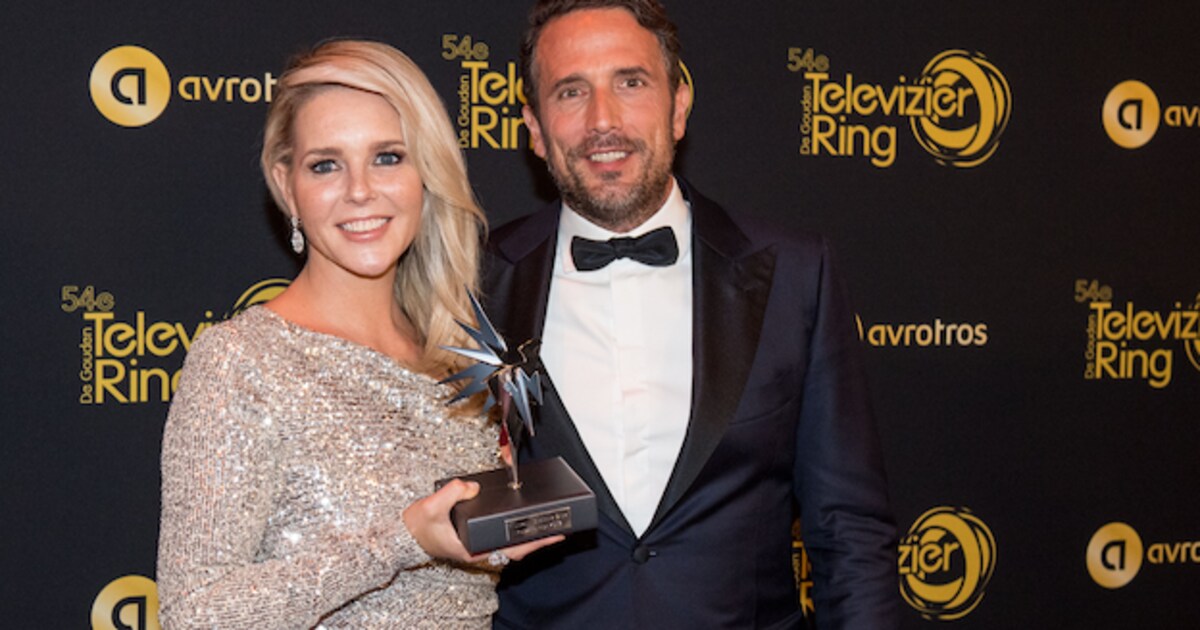 Chantal Janzen trots op pianovaardigheden van zoontje Bobby | Libelle