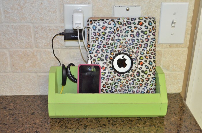 13 opbergplekken voor je telefoon die je heel makkelijk zelf kunt maken ...