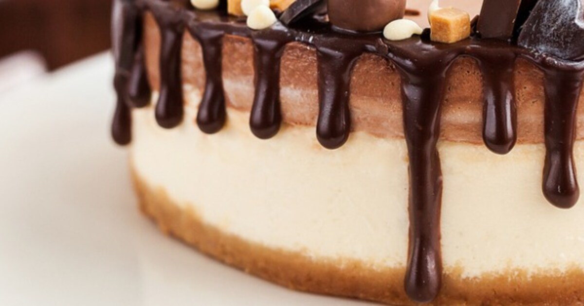 Deze feestelijke After Eight cheesecake maak je zónder oven - Libelle.nl