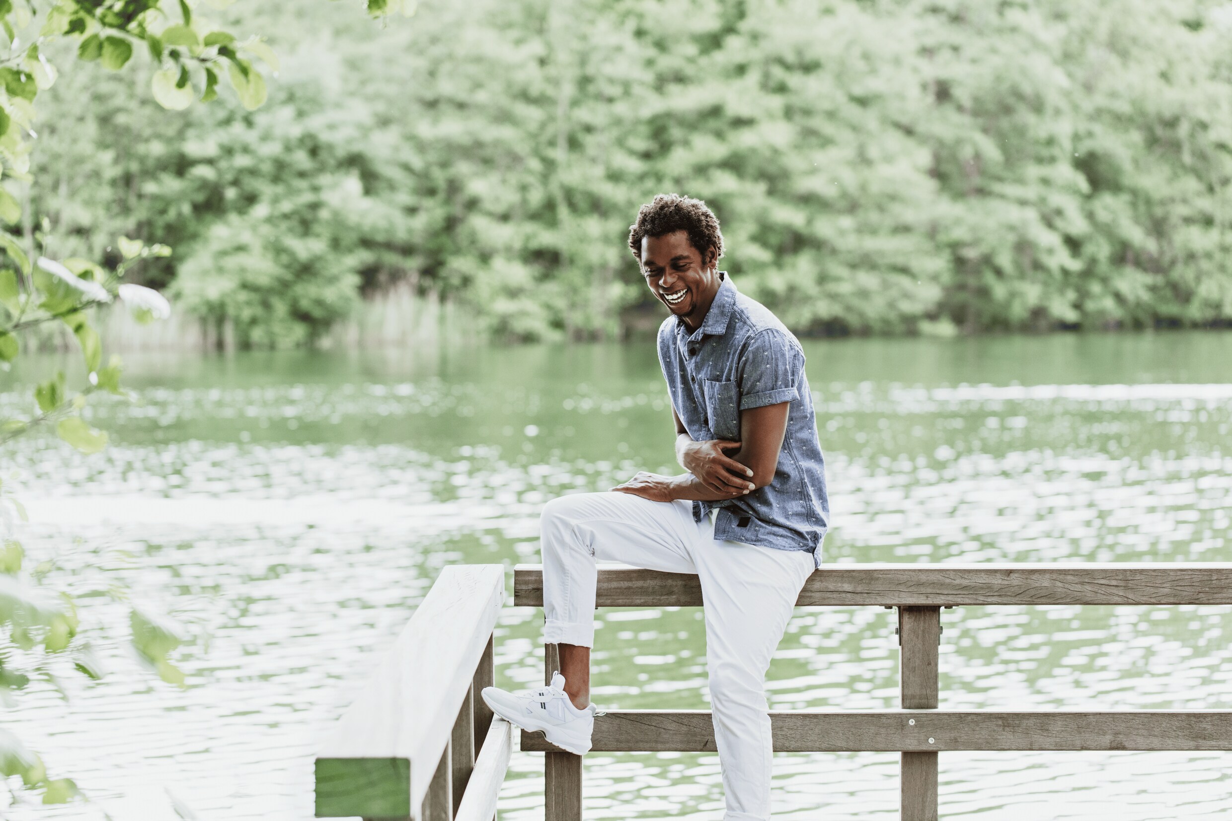 Rapper Typhoon getrouwd met grote liefde Marie en deelt prachtige ...