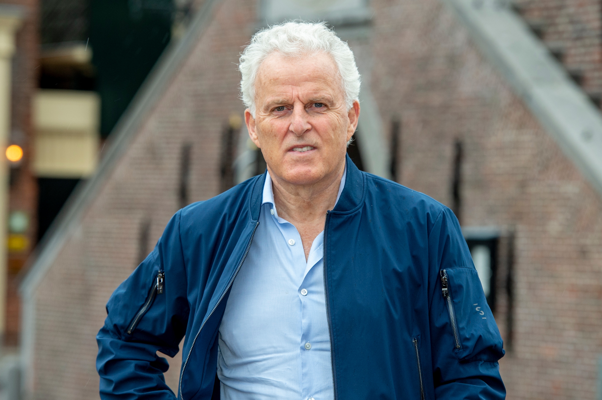 Partner Peter R. de Vries geeft hartverscheurend interview: “Nog steeds ...