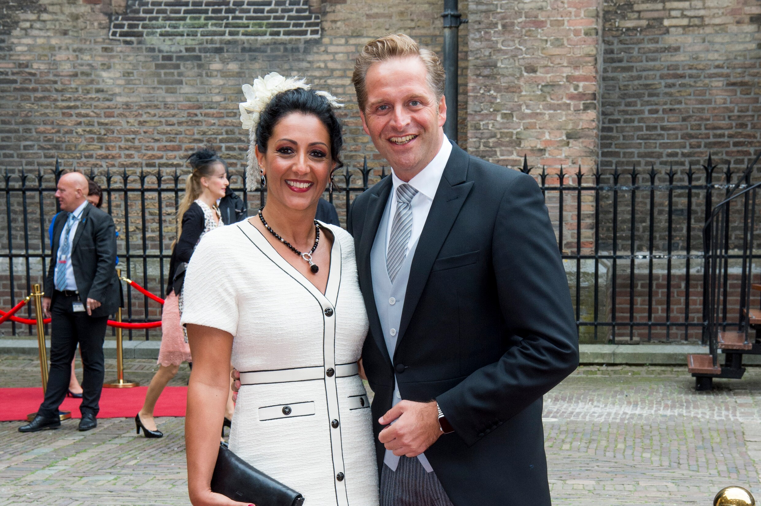 Hugo de Jonge: “We krijgen zowel bedankkaartjes als dreigbrieven door ...