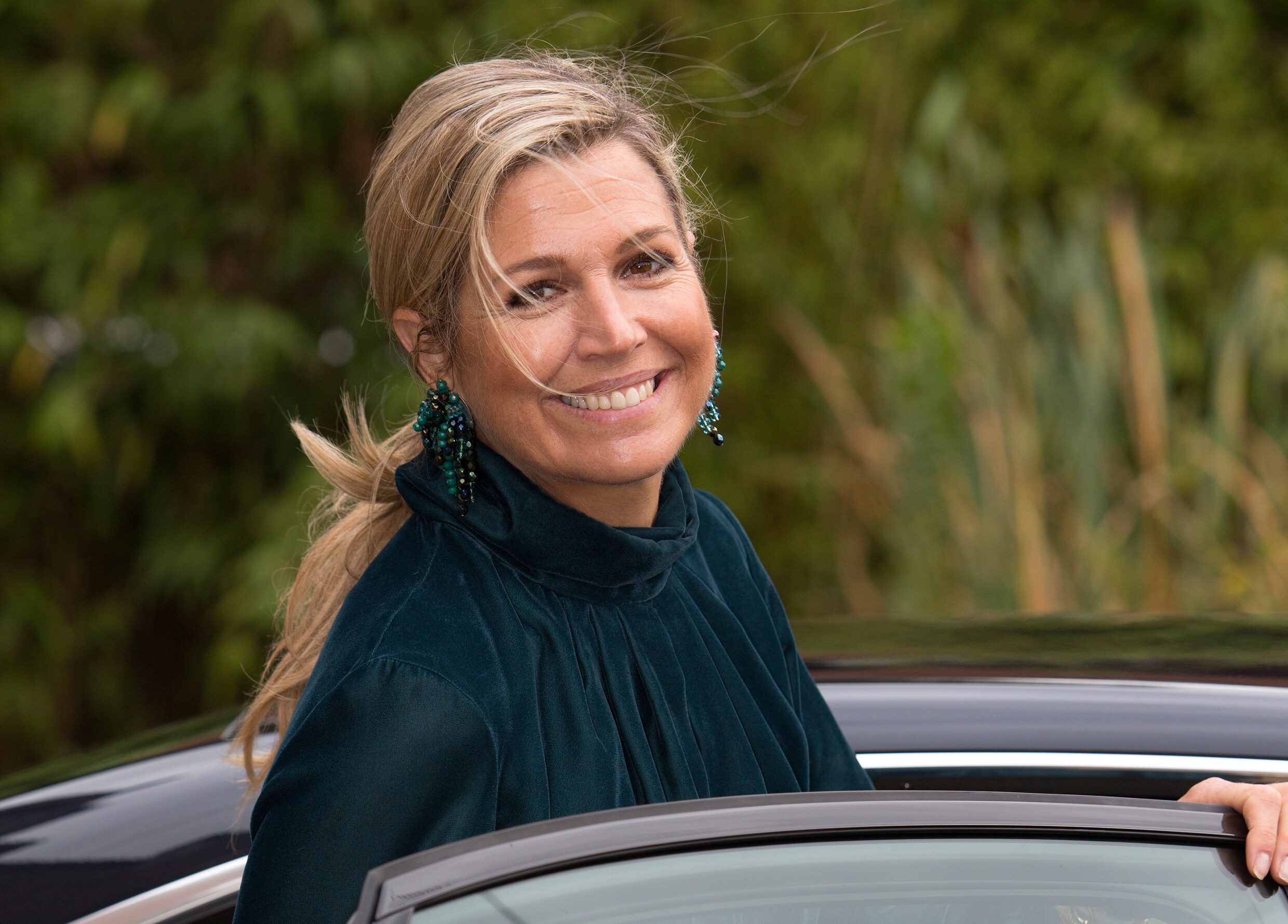 Máxima laat met deze mooie jumpsuit zien dat tweed weer hip is | Libelle