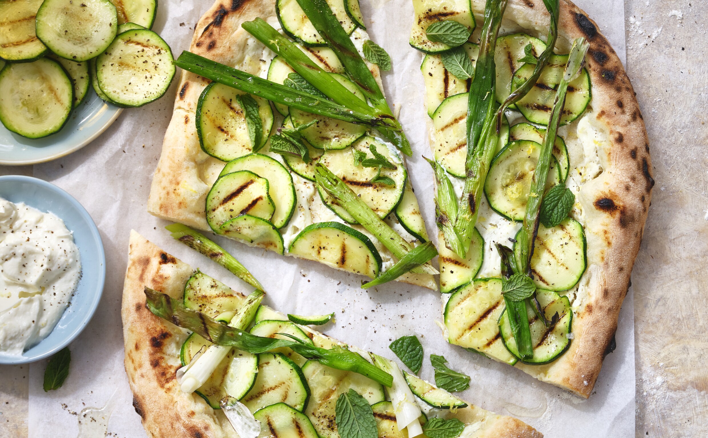 Afvallen zonder honger: makkelijke pizza met gegrilde groenten | Libelle