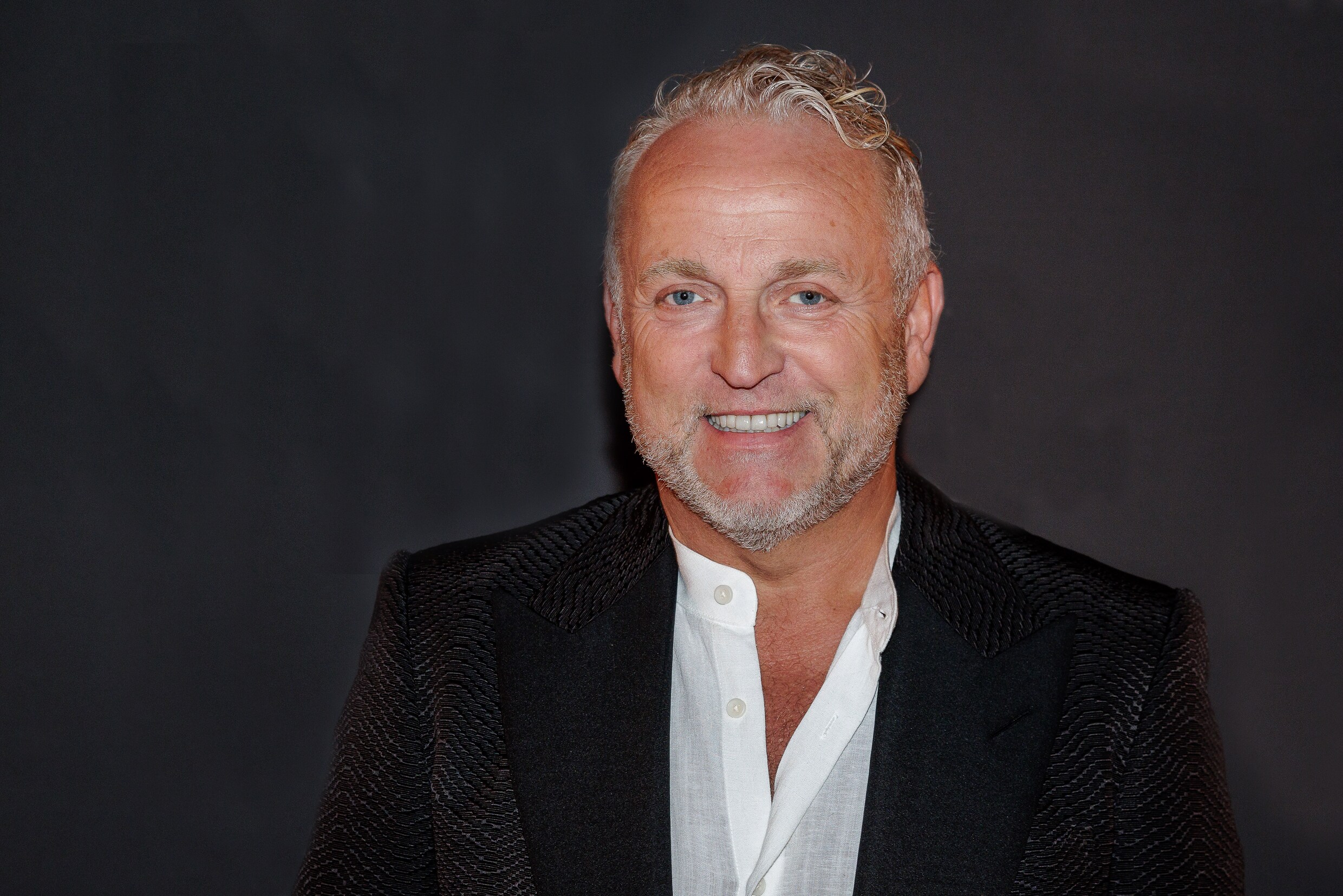 Gordon deelt bijzondere plannen: “Mijn eigen ‘B&B vol liefde’” | Libelle