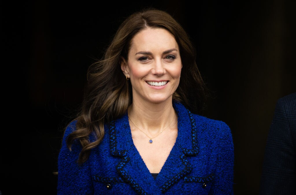Zó paste Kate Middleton lastminute haar kerstkaart aan om koningin ...