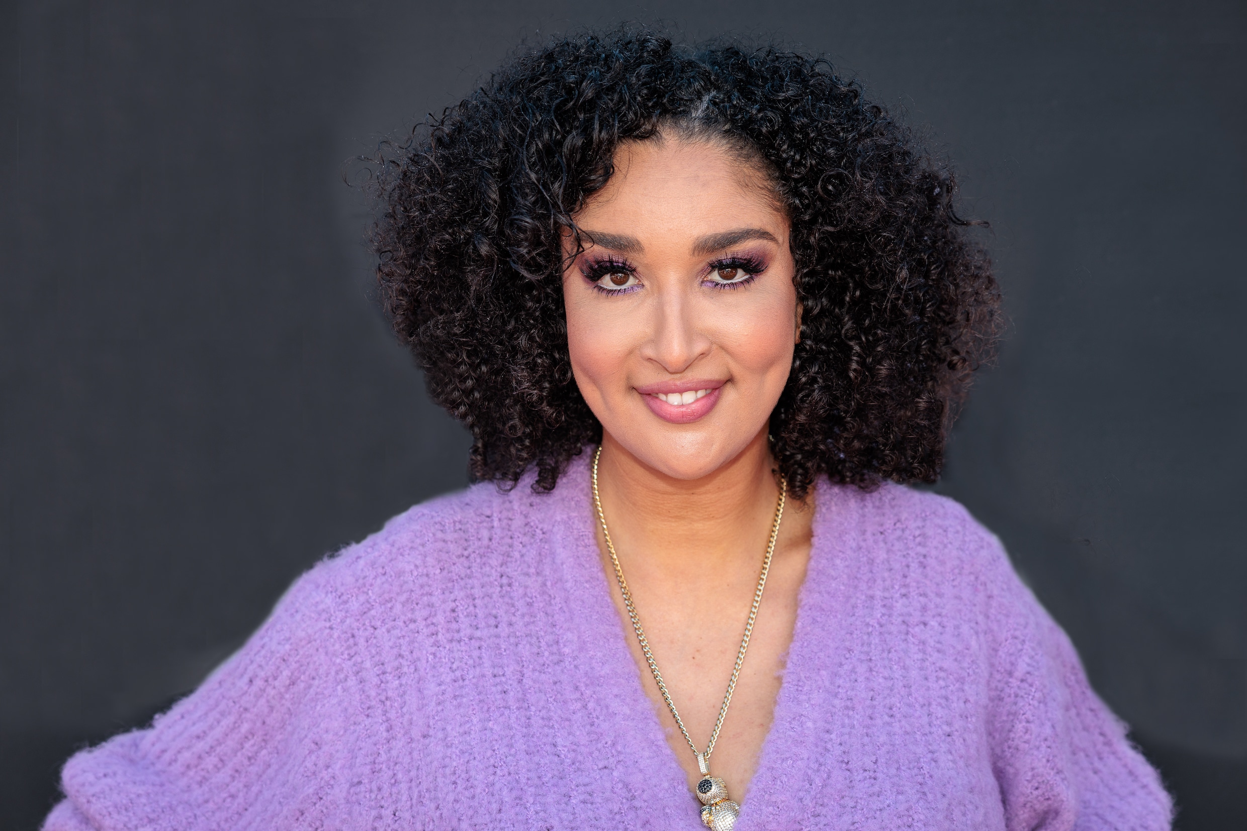 Soundos El Ahmadi maakt de naam van haar zoontje bekend: 'Vertel ons nu ...