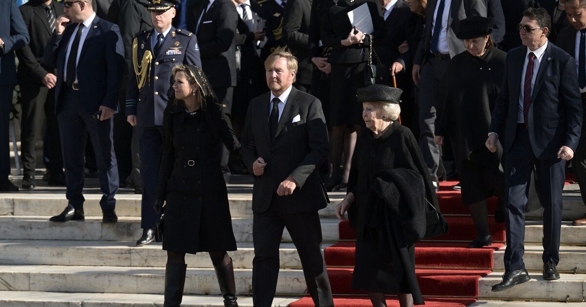 Opvallend: Máxima gesluierd bij de uitvaart van koning Constantijn ...