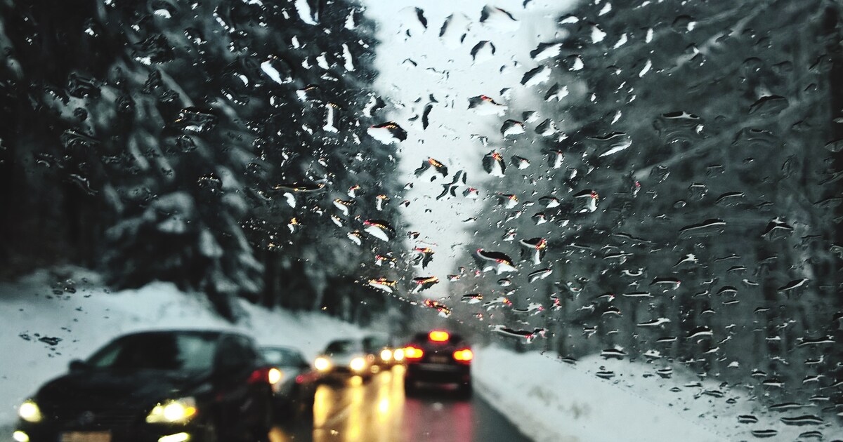 Waarschuwing voor drukke ochtendspits door winters weer en stakingen ... Waarschuwing voor drukke ochtendspits door winters weer en stakingen ...
