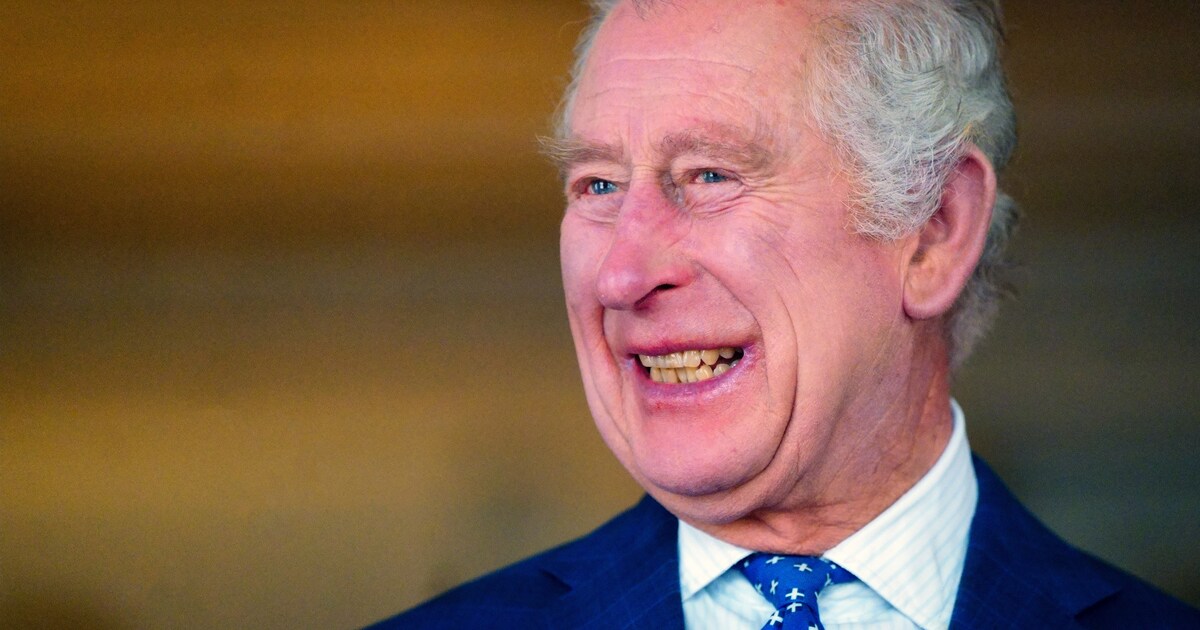 Charles wil déze artiest tijdens zijn kroning