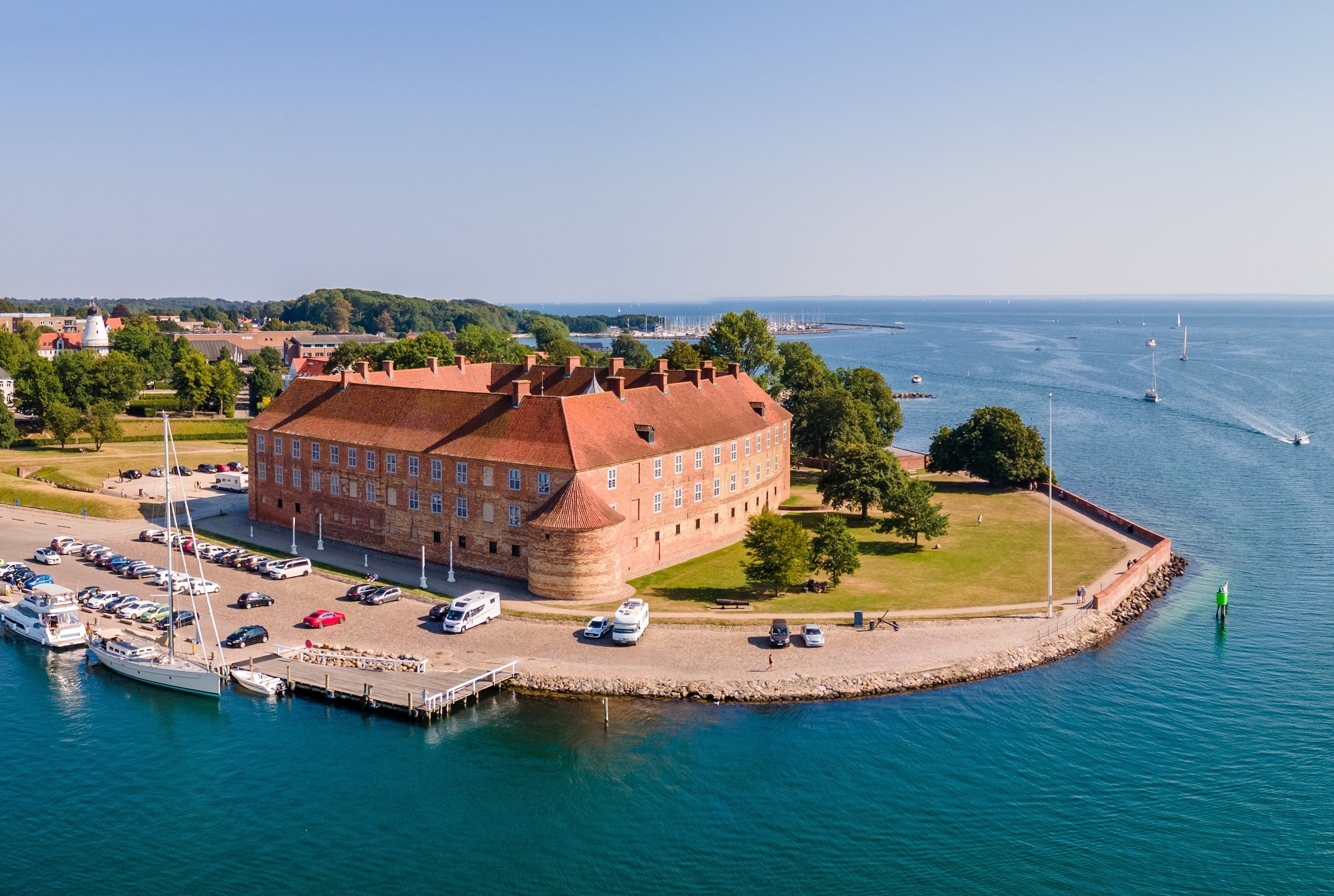 Langs de zee, fjorden en over eilanden: ontdek Denemarken tijdens een ...