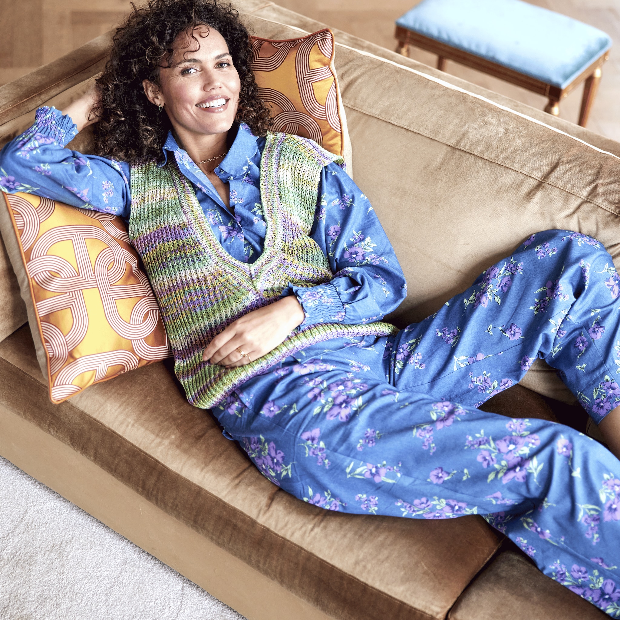 Brei ’t zelf: dit olijfgroene gilet voor ieder moment!