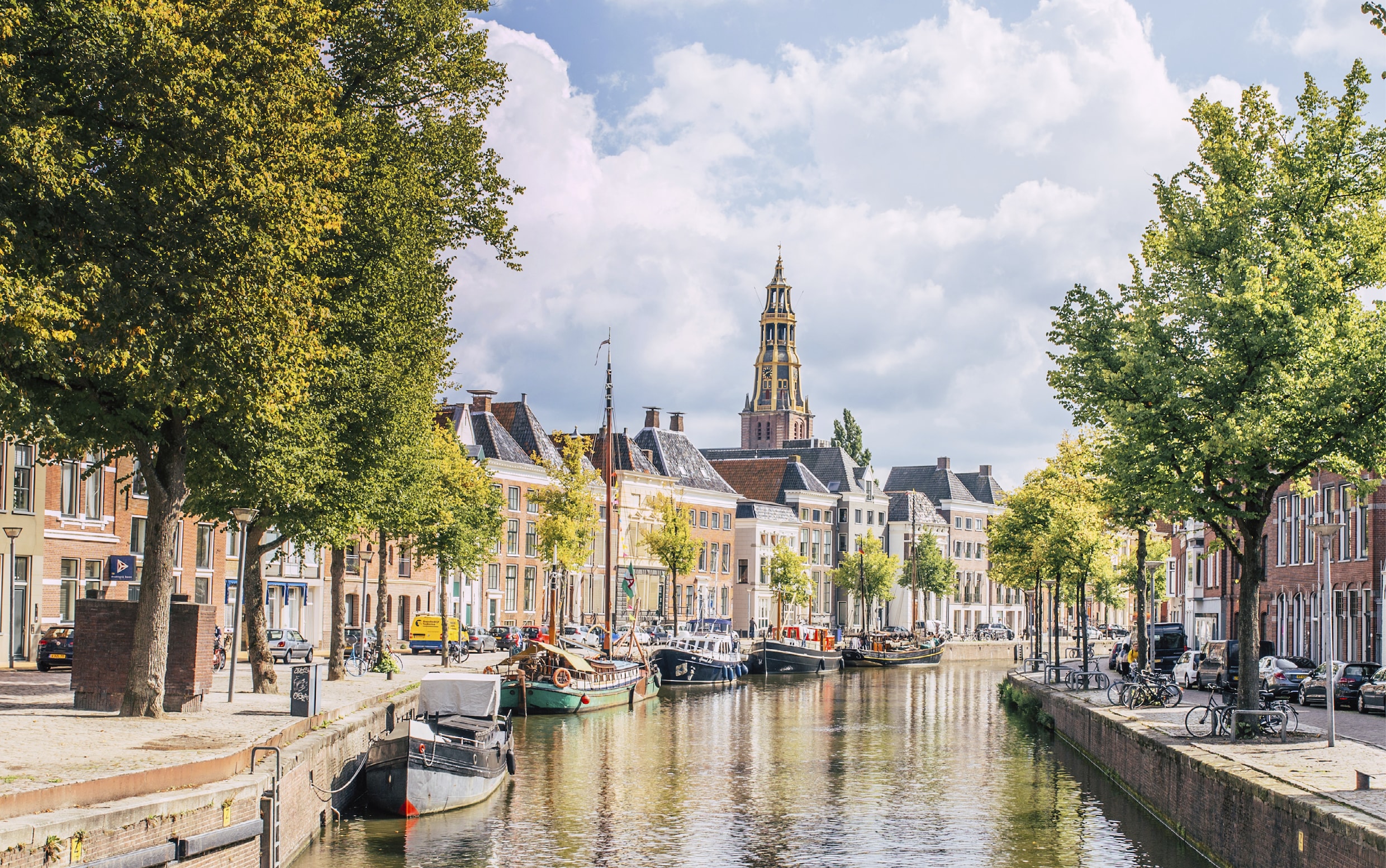 Deze 6 oudste steden van Nederland zijn het leukst te voet te verkennen ...