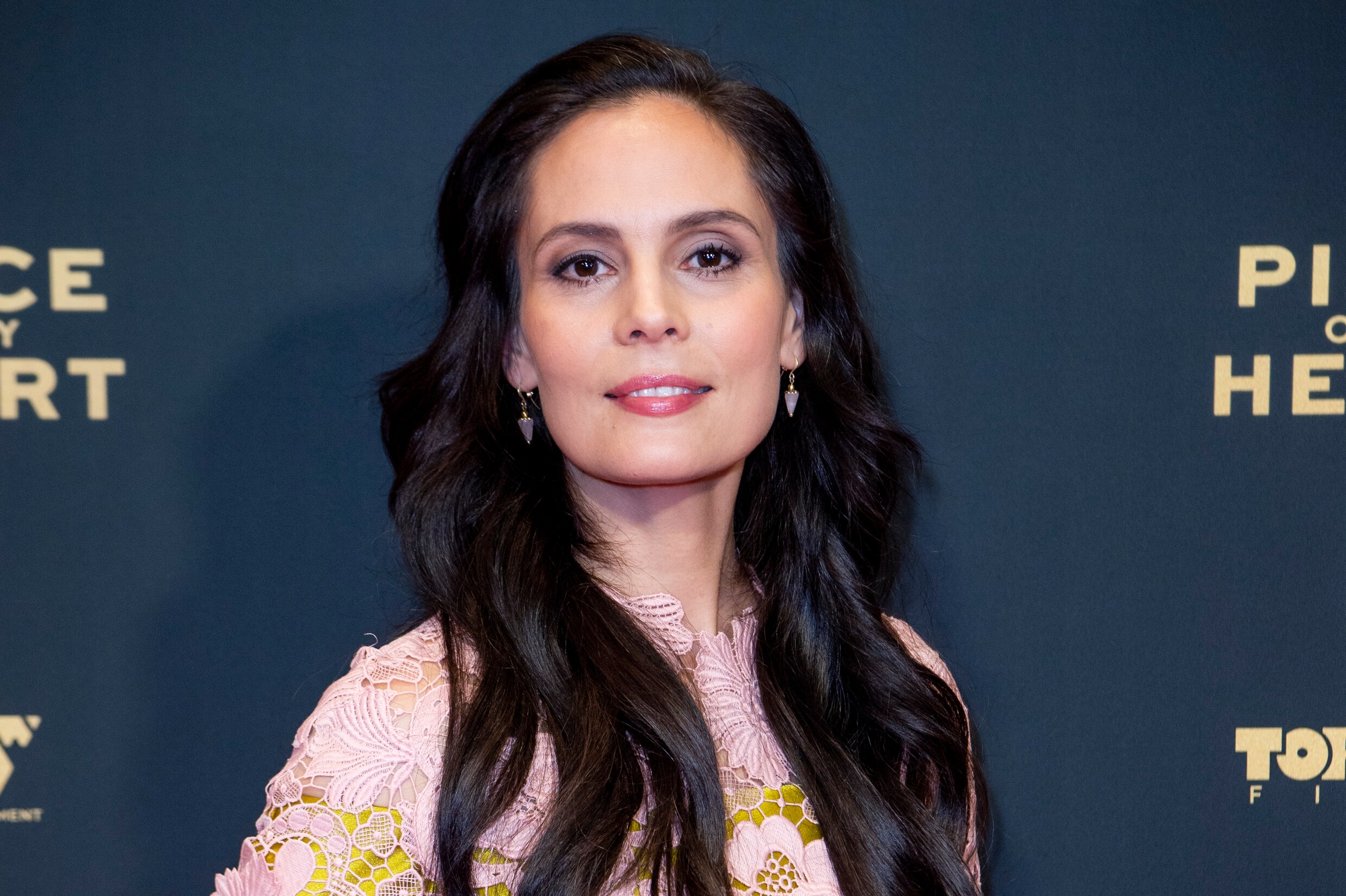 Igone de Jongh doorbreekt stilte na breuk met Thijs Römer: “Hartenpijn ...