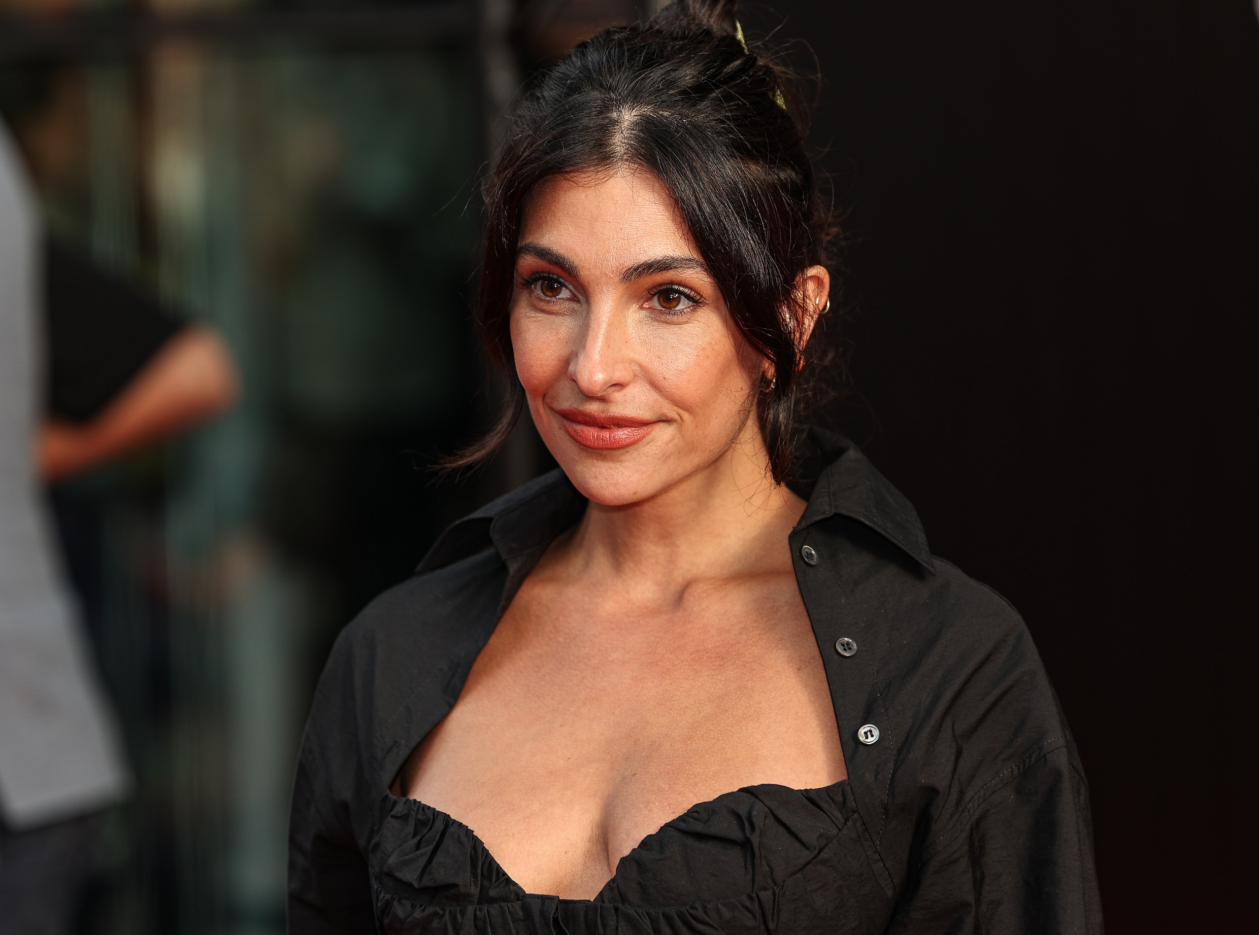 Anna Nooshin (36) verrast nietsvermoedende volgers met babybuik | Libelle