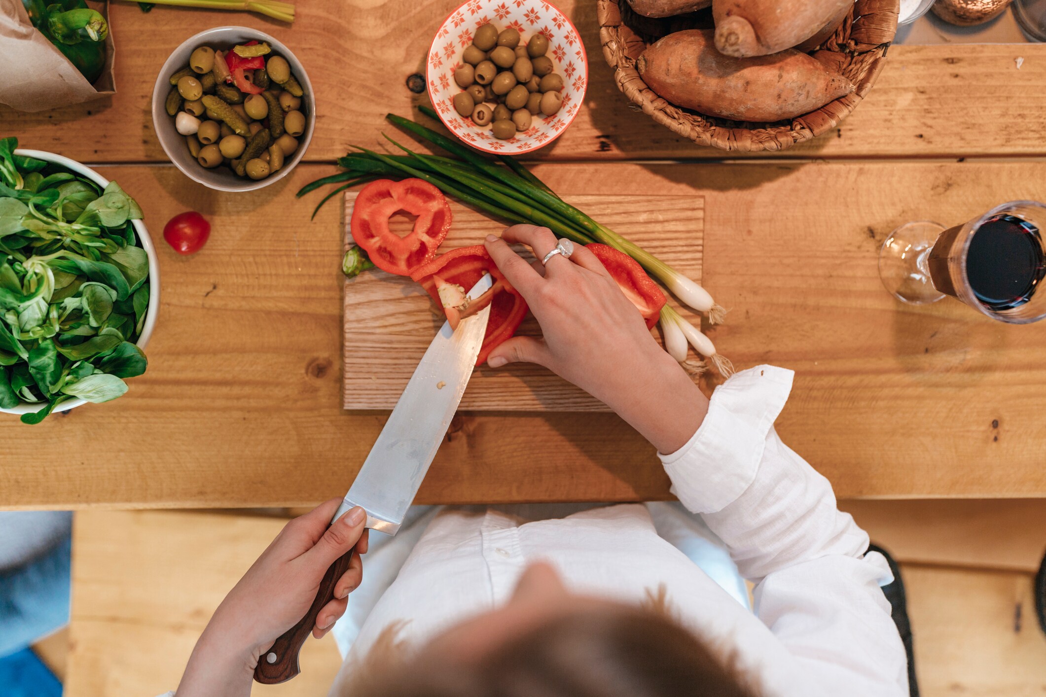 Dit voedzame gerecht zet je in een handomdraai op tafel | Libelle