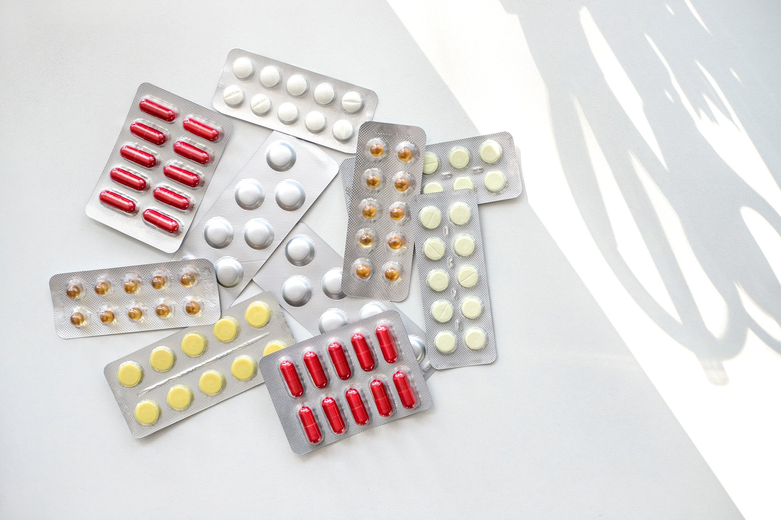 Artsen uiten grote zorgen: steeds meer tieners slikken bewust een ...