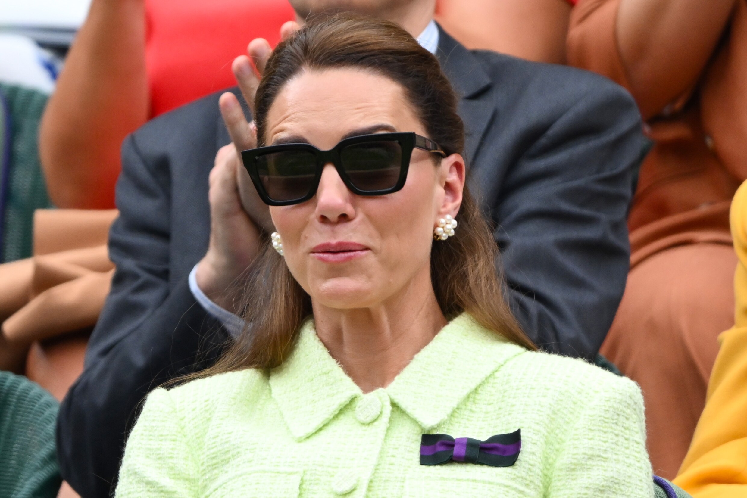 Kate in opvallend lichtgroen tijdens de finale van Wimbledon | Libelle