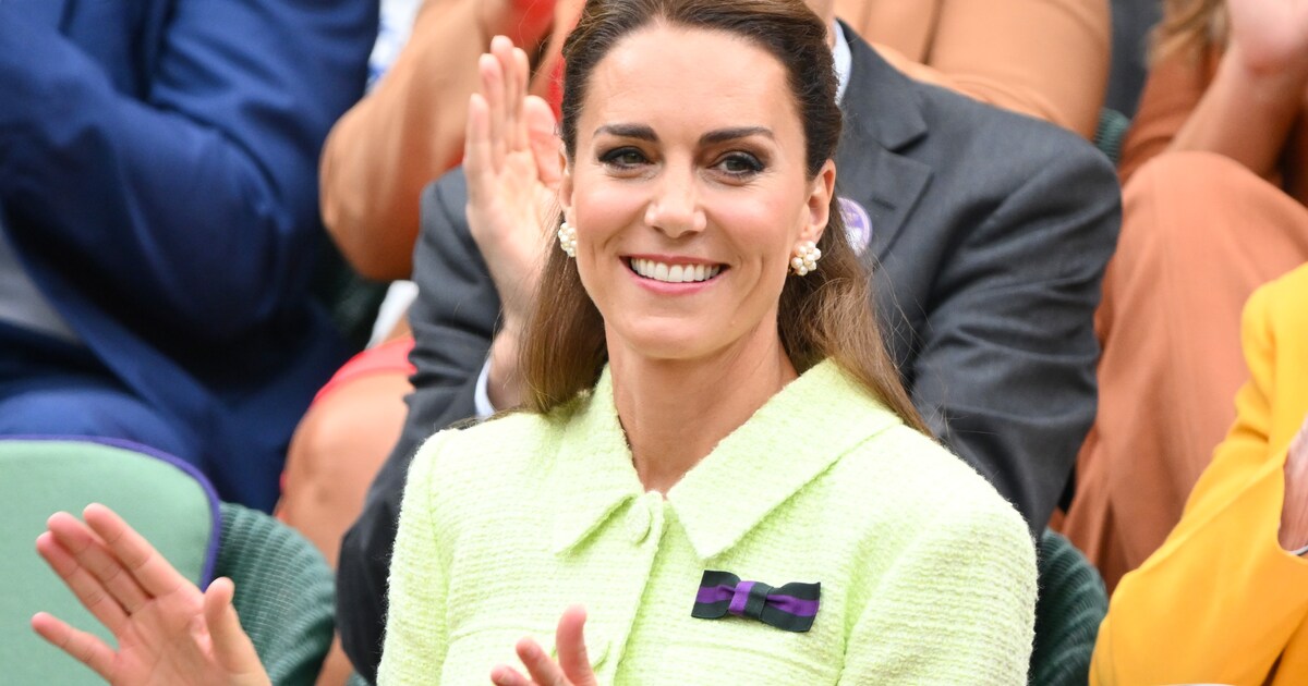 Kate in opvallend lichtgroen tijdens de finale van Wimbledon | Libelle