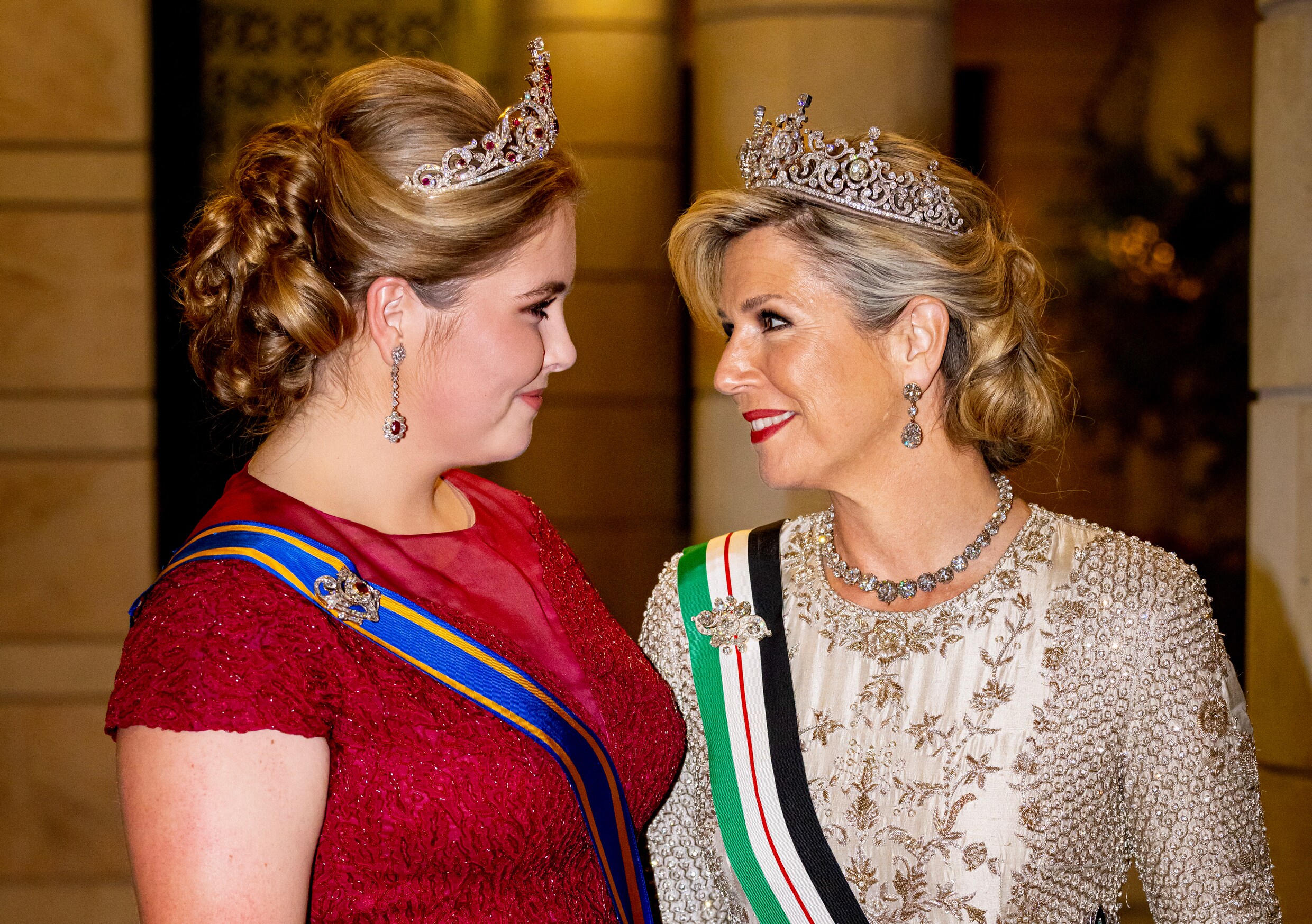 Royal etiquette: de richtlijnen over het dragen van tiara’s | Libelle