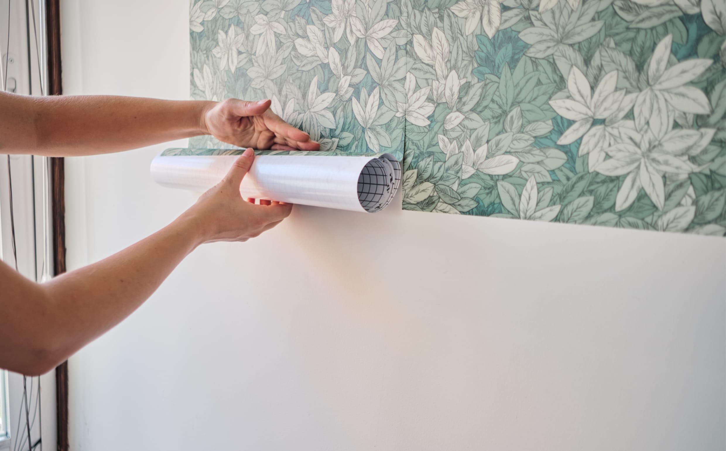 Behangen als een pro: zo voorkom je fouten | Libelle