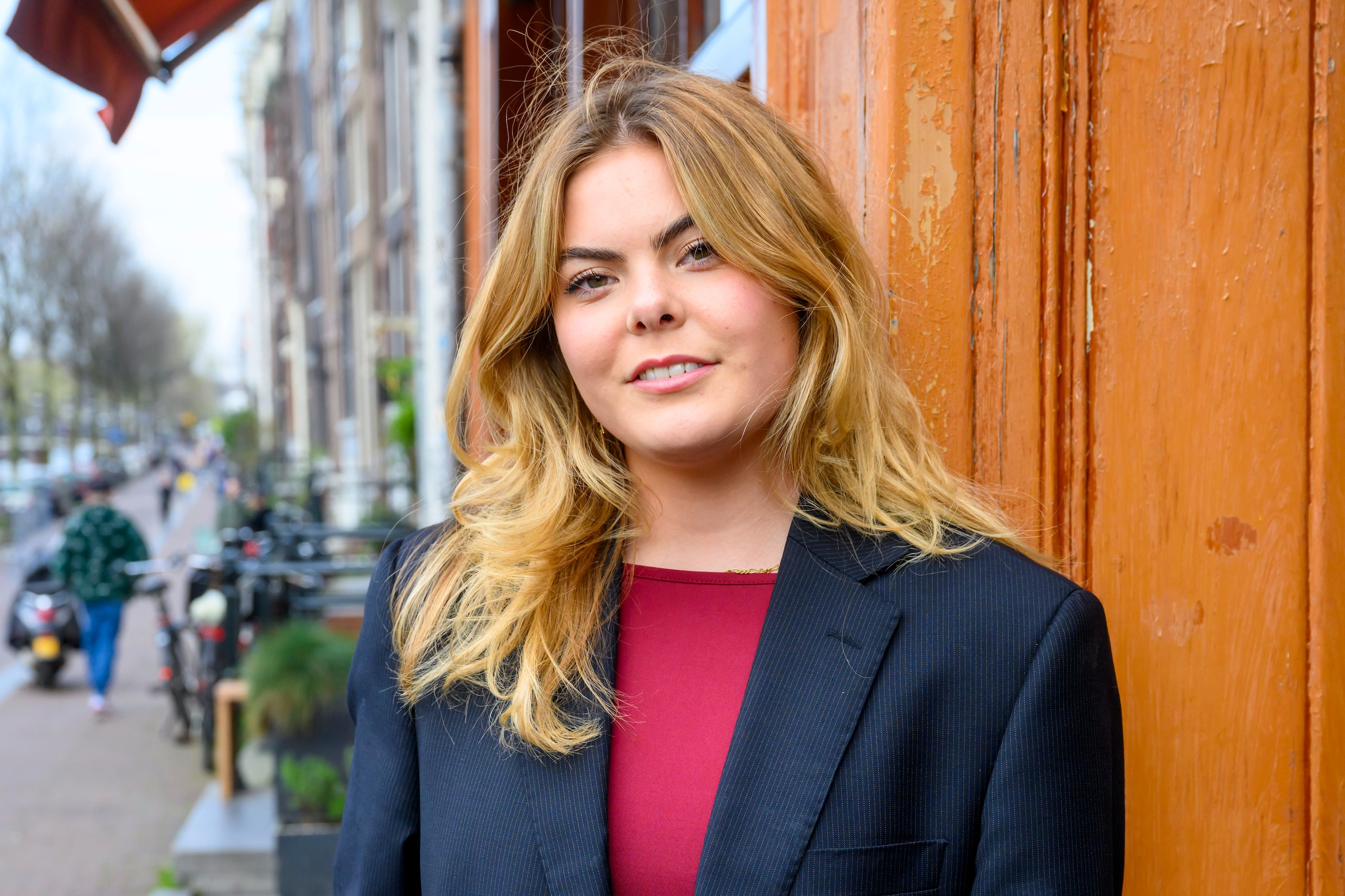 Gravin Eloise van Oranje is verliefd en doet een boekje open over haar ...