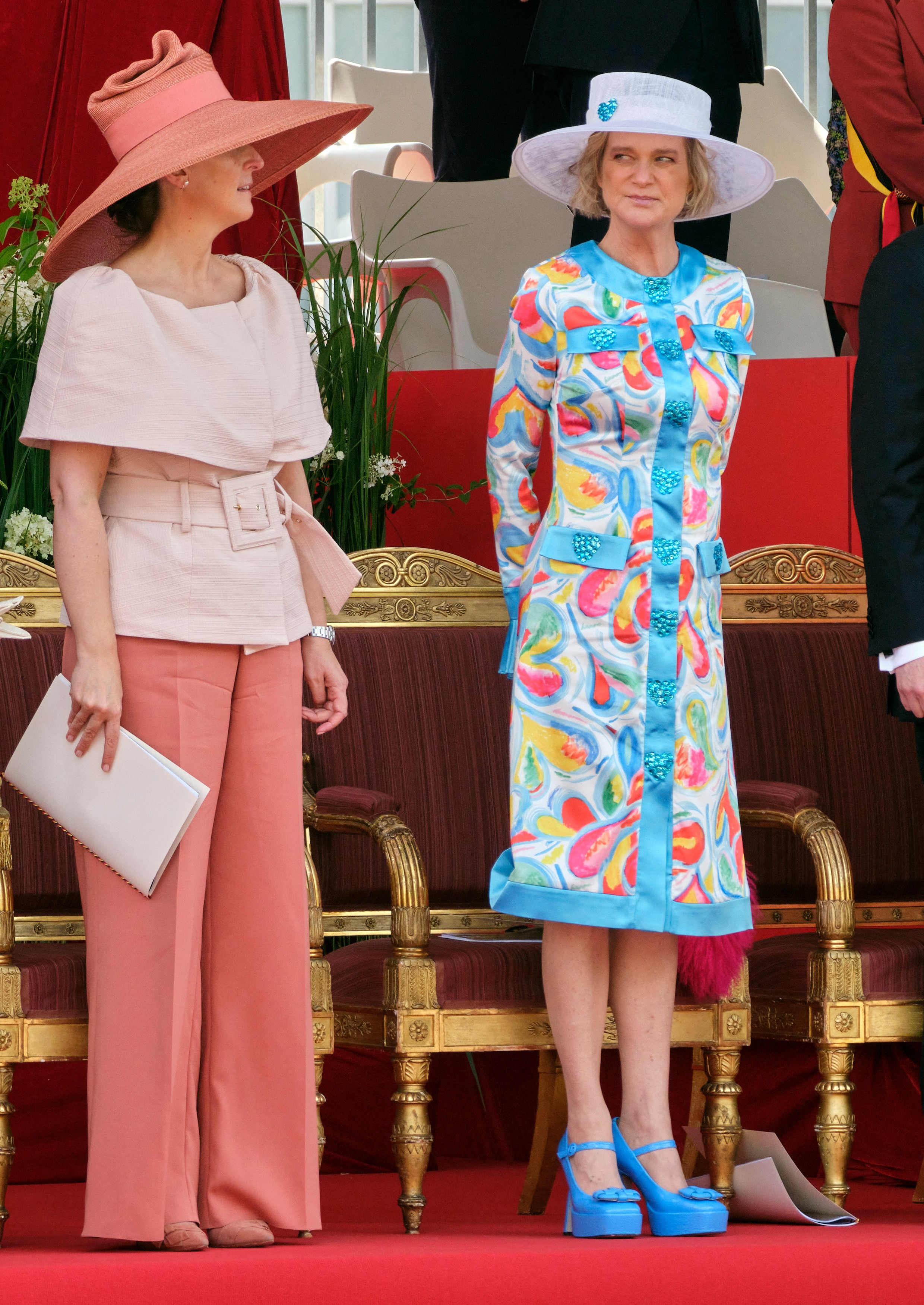 Kunnen we het even hebben over de jas van prinses Delphine? | Libelle