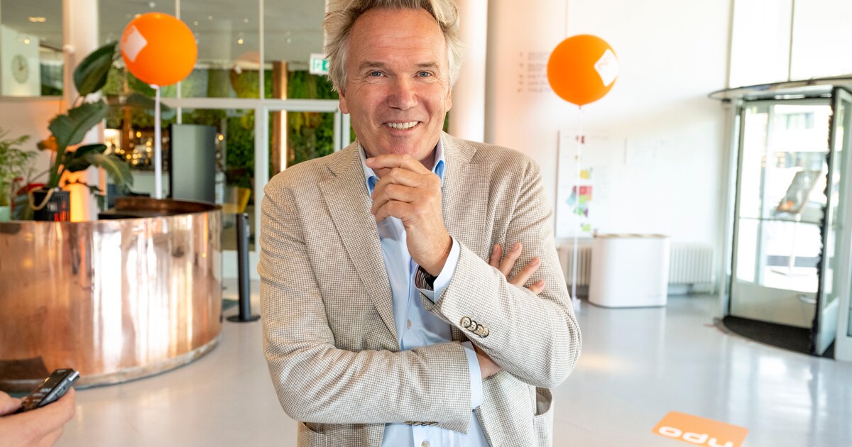 Tom Egbers wil eerherstel en sleept NOS voor de rechter