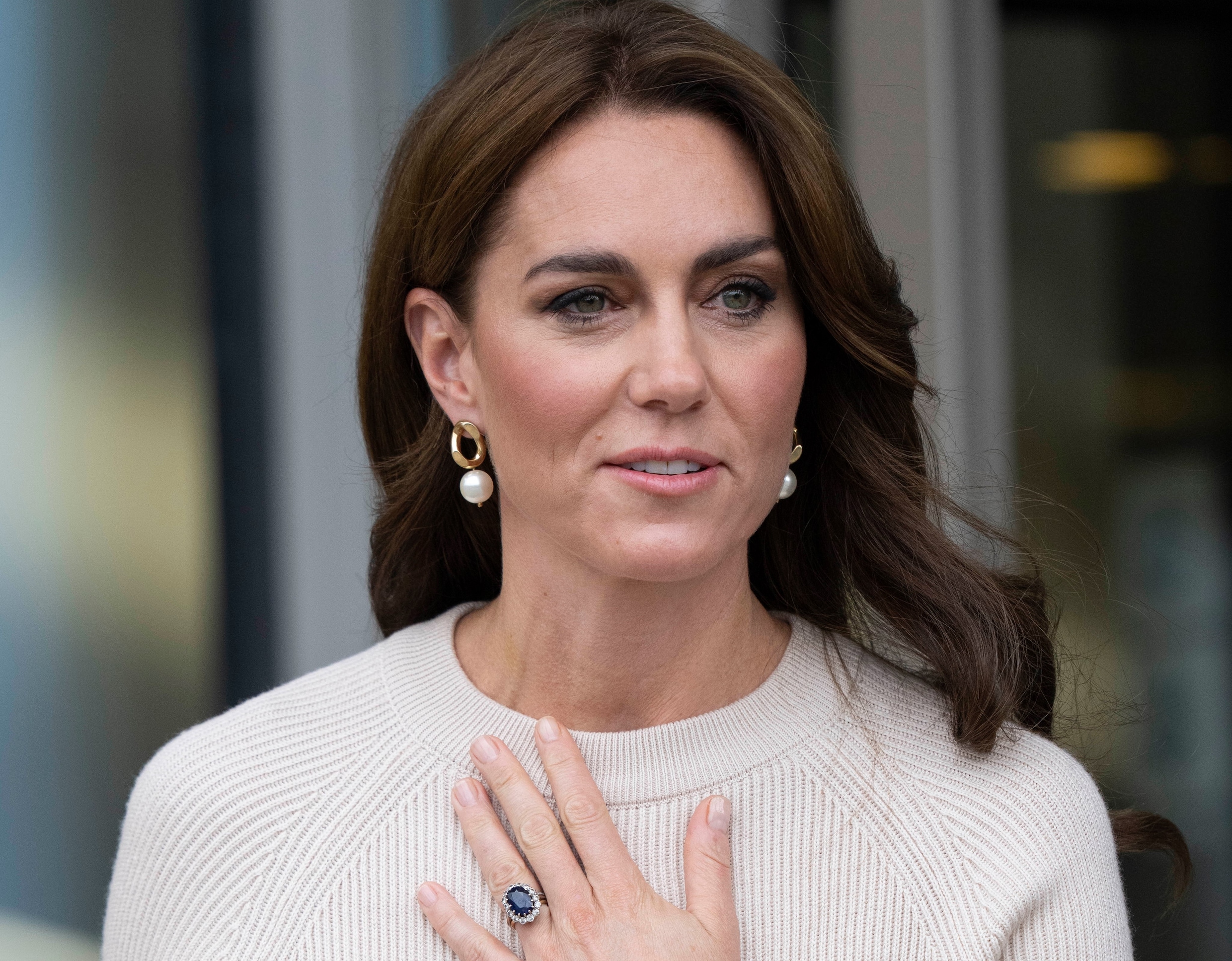 Waarom Houden De Bizarre Geruchten Rond Kate Middleton Aan Libelle