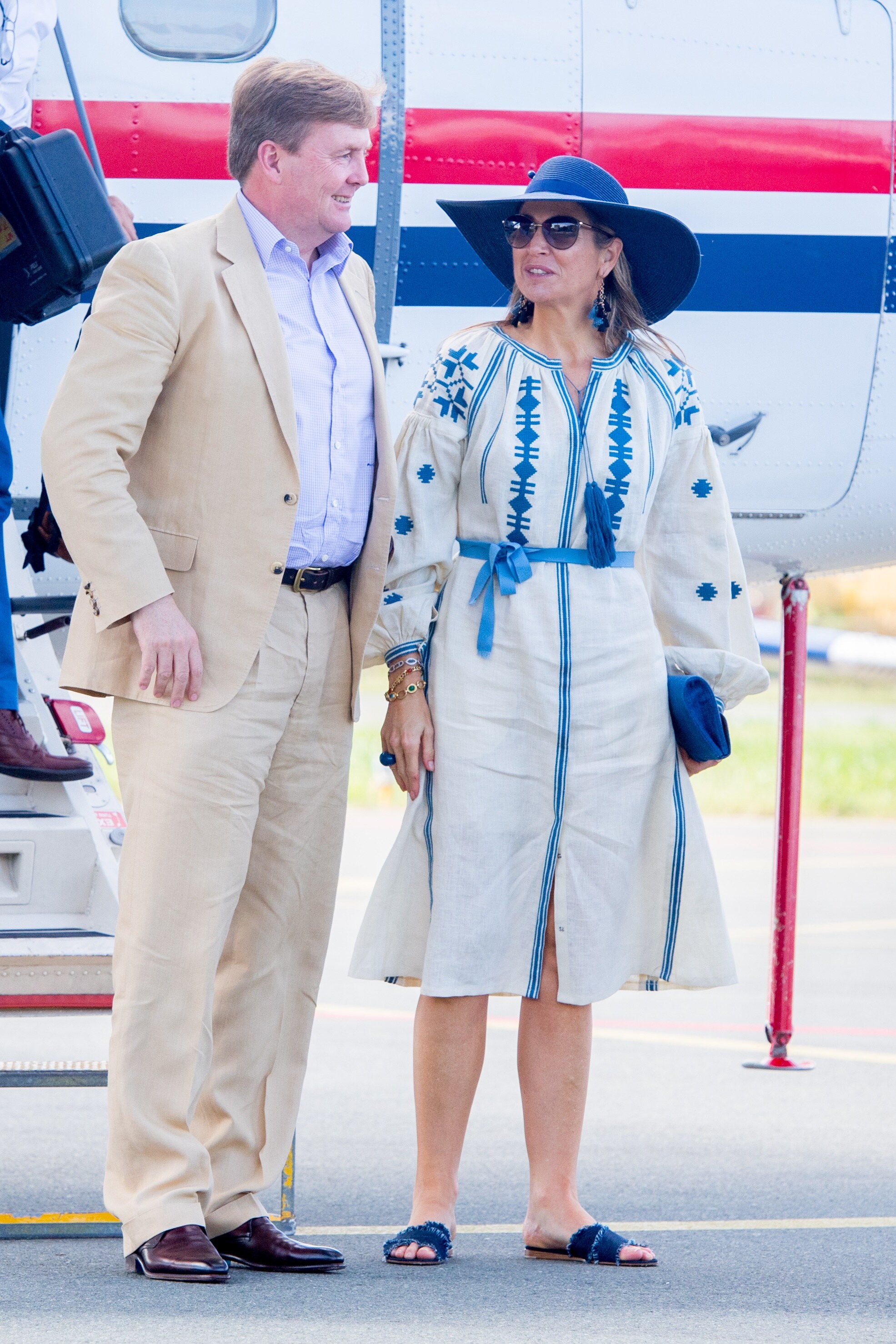 Hoe kleden Máxima & co zich als ze vrij zijn? Wijd, slobberig, slippers ...