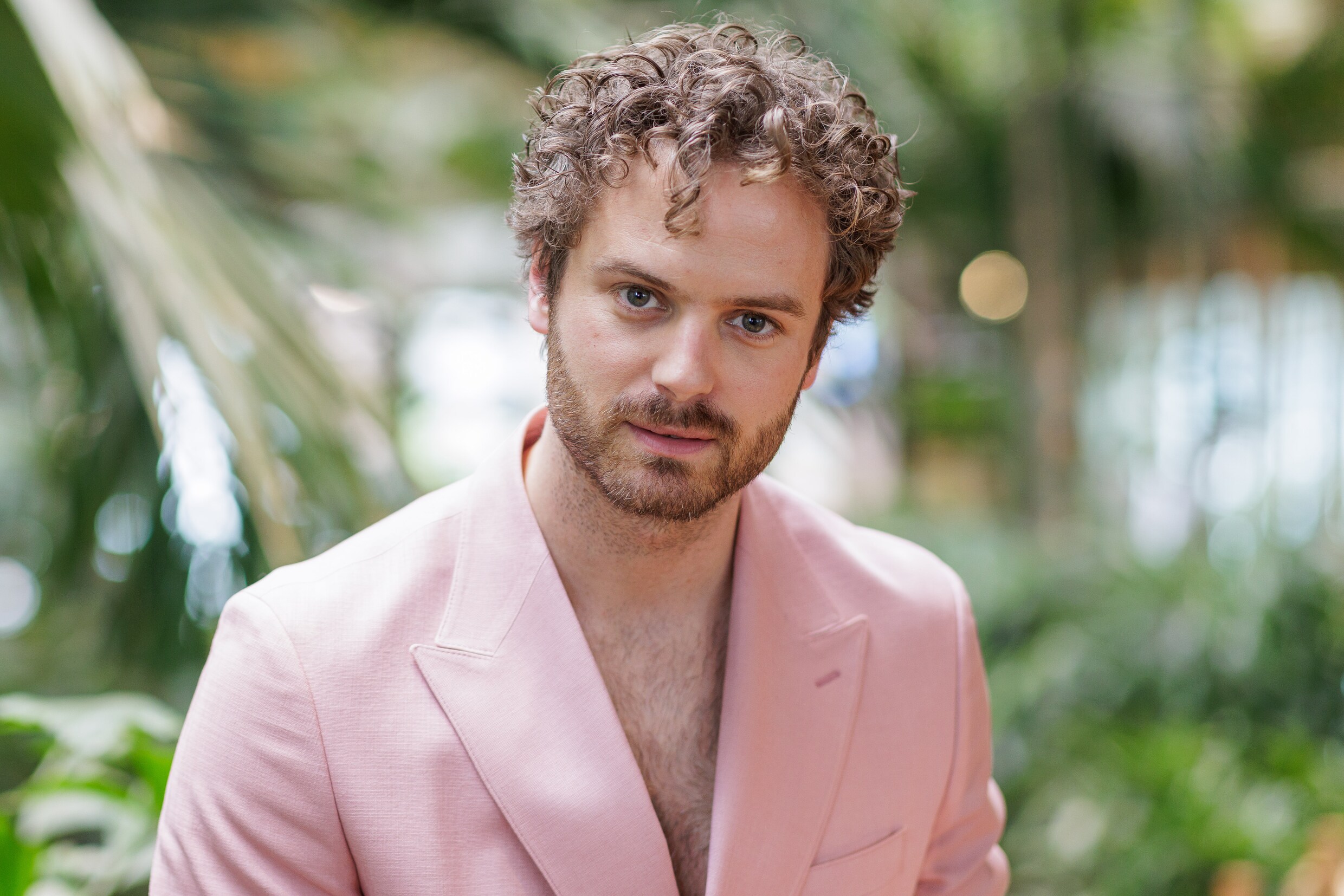 Jim Bakkum over zijn deelname aan ‘Idols’: “Ik was echt nog een kind” | Libelle