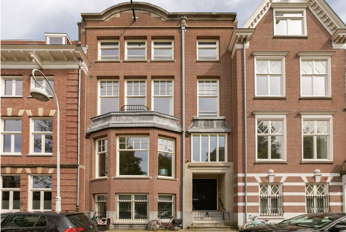 Gespot op Funda: zó ziet het huis van Ivo Niehe (77) eruit