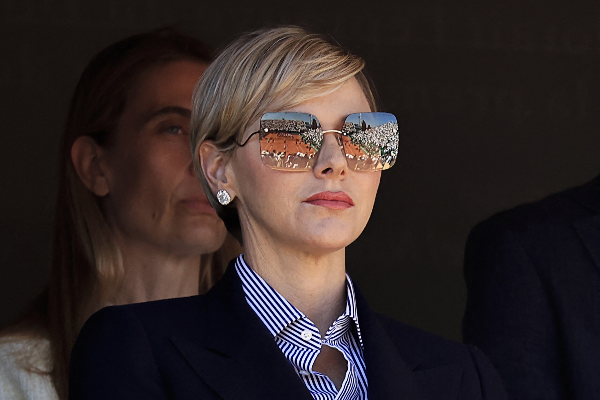 Shady Lady: prinses Charlene laat even zien hoe je Sporty Chic doet ...