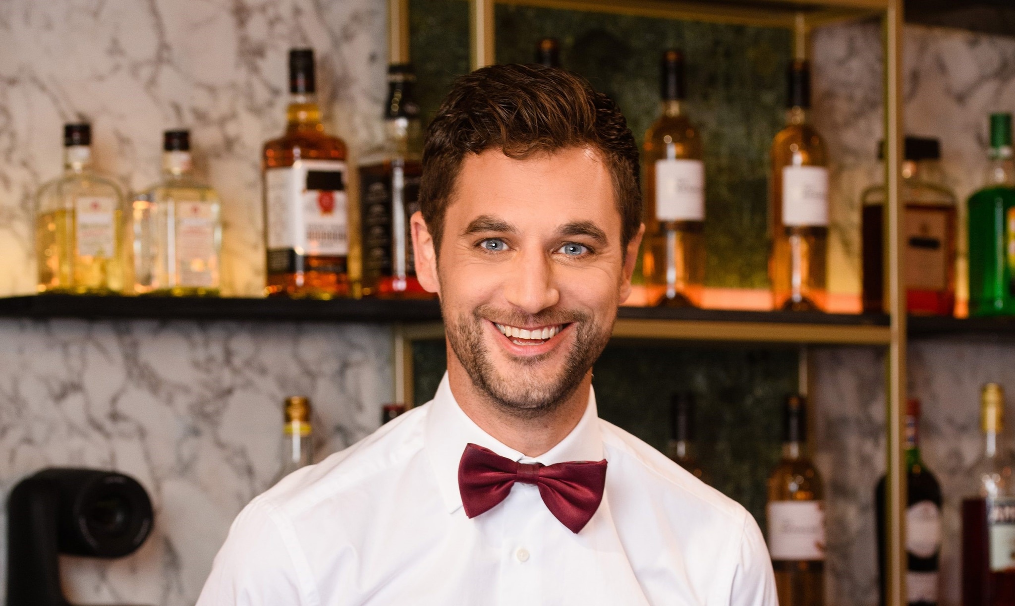 Barman Victor Abeln stopt met 'First dates': 'Wie neemt mijn strikje over?'
