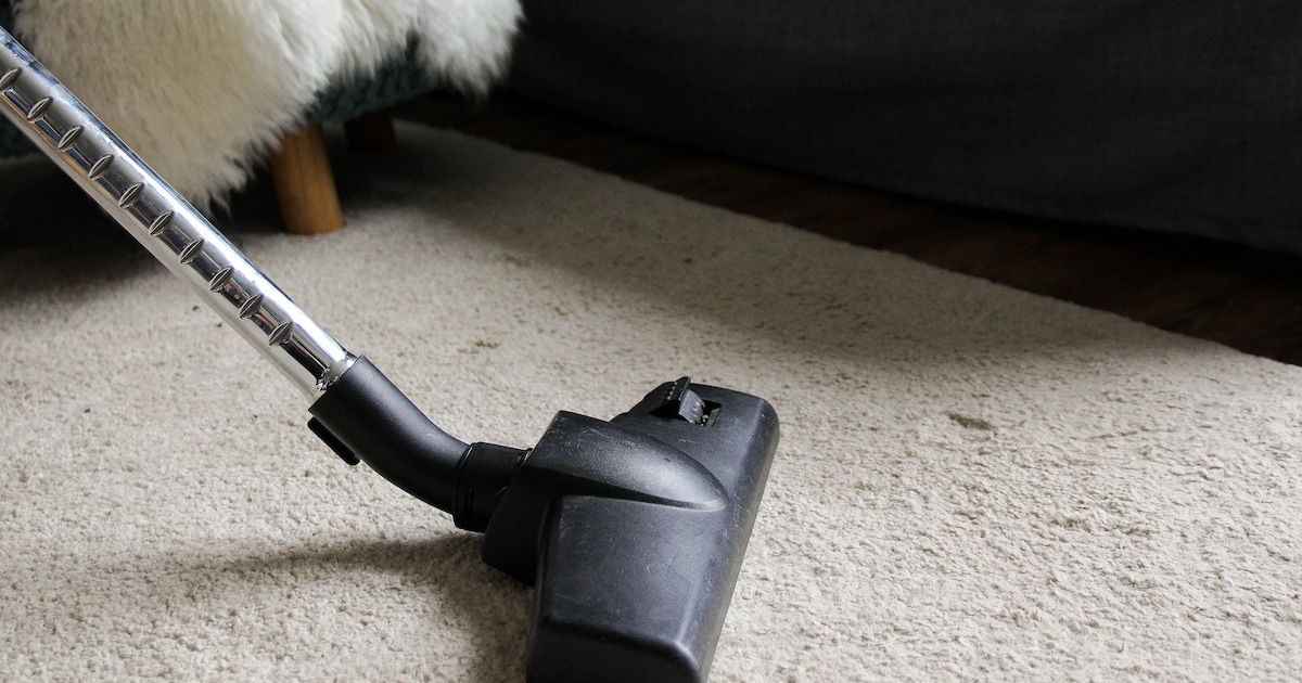 Zó vaak zou je de slaapkamer moeten stofzuigen | Libelle