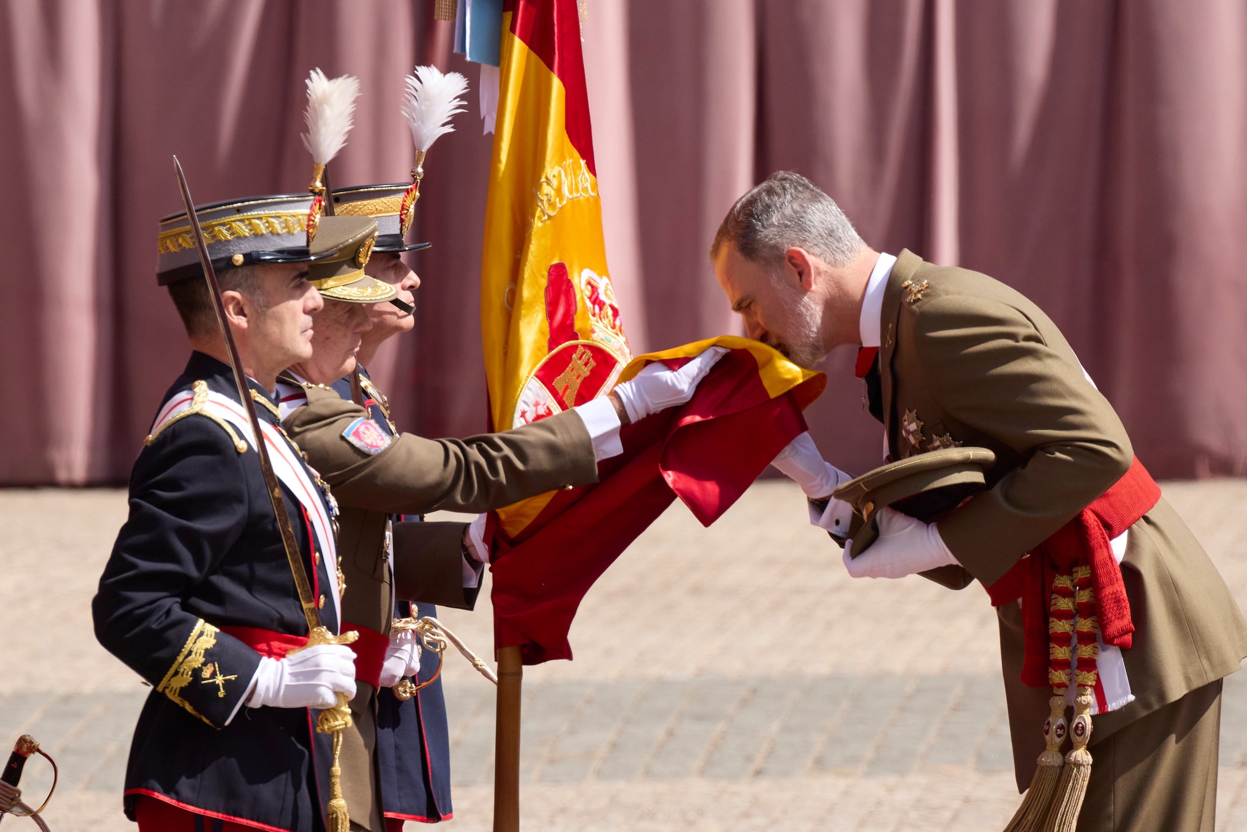 Zó braken Letizia en Felipe van Spanje even met het protocol | Libelle