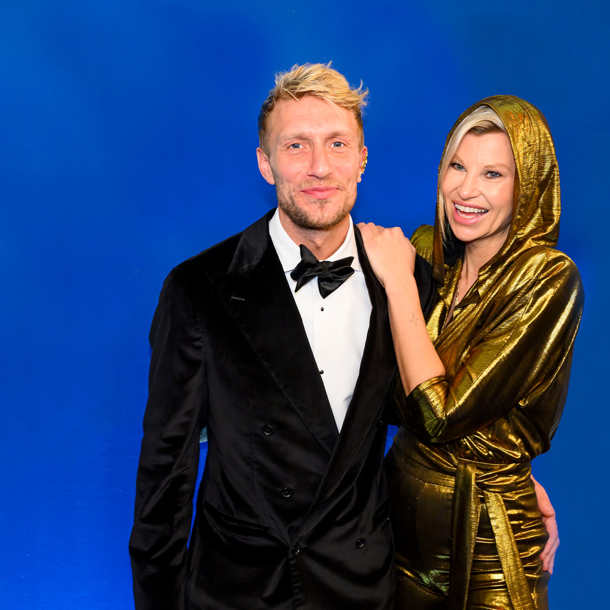 Joshua Nolet en zijn vriendin Caroline zijn verloofd