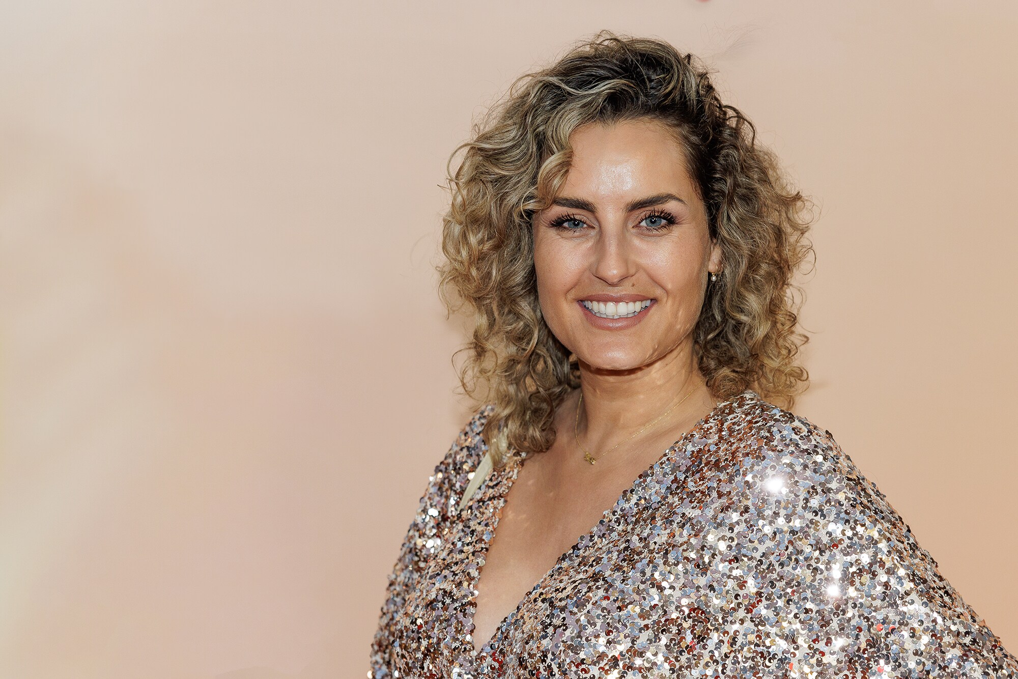 Om déze heftige reden werd Instagram-ster Iris Rulkens comédienne | Libelle