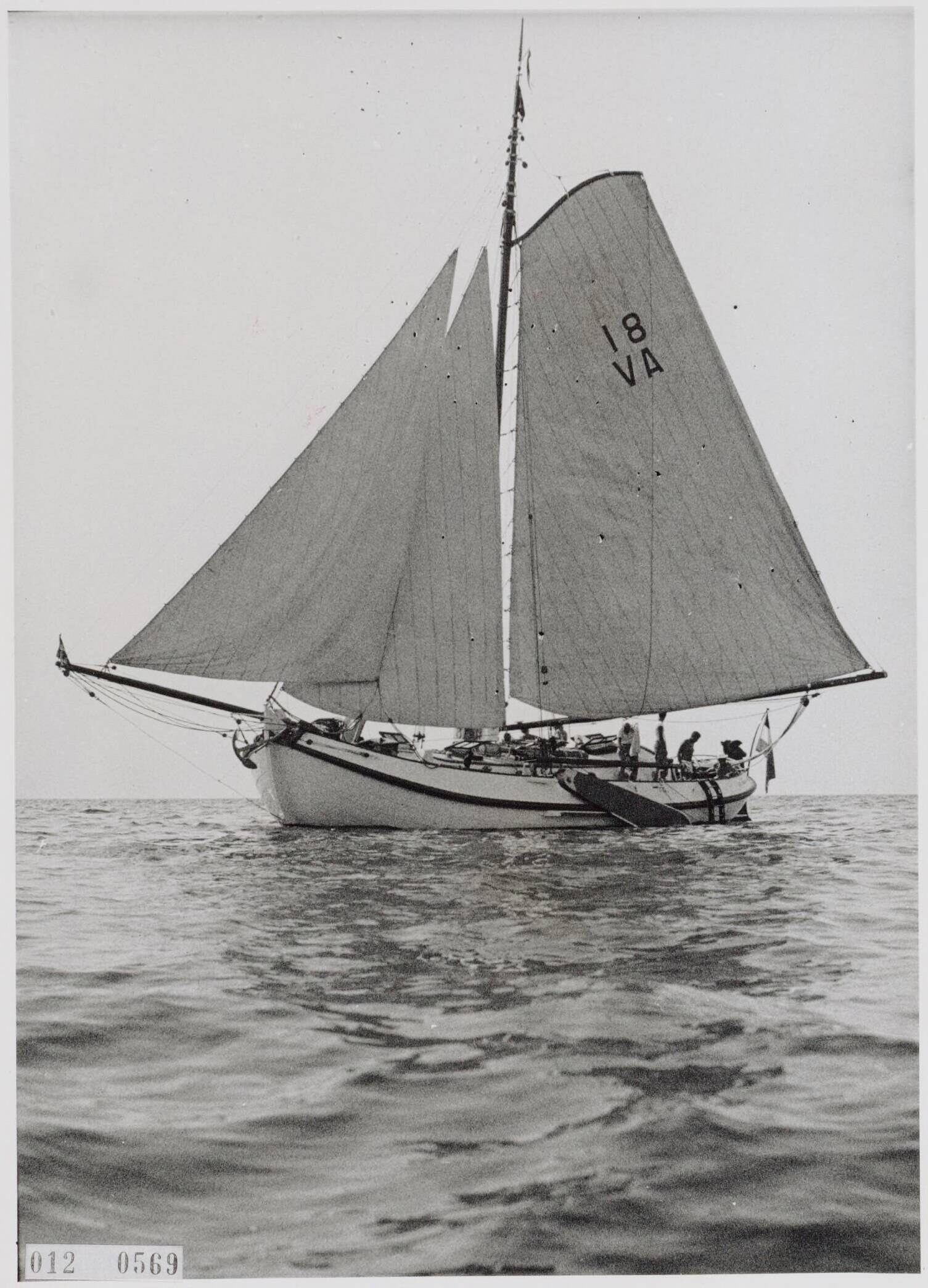 Koninklijke Kiekjes: Prinses Beatrix en haar ‘maiden voyage’ op de ...