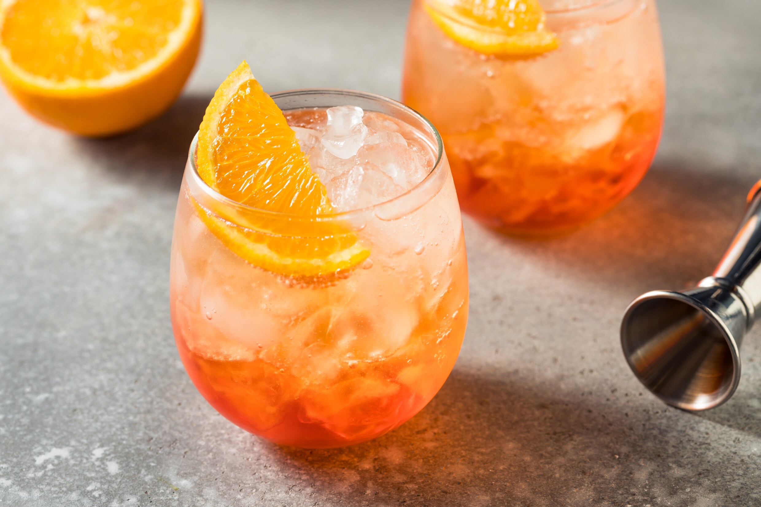 Cheers! 6 heerlijke variaties op de klassieke Aperol Spritz | Libelle