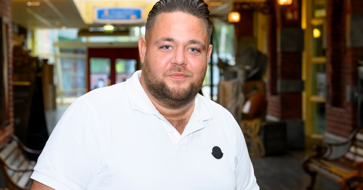 Mark Gillis (28), zoon van realityster Peter, ligt in levensgevaar op ...