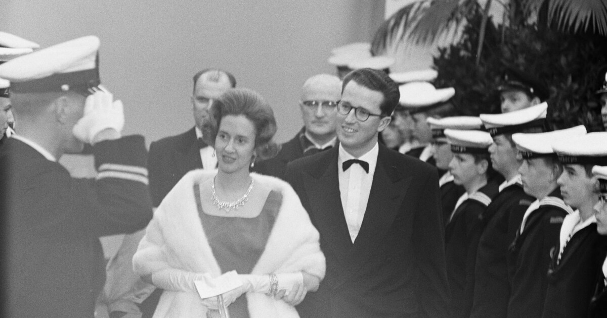 Koning Boudewijn van België: een gekroonde monnik met een duiventil ...