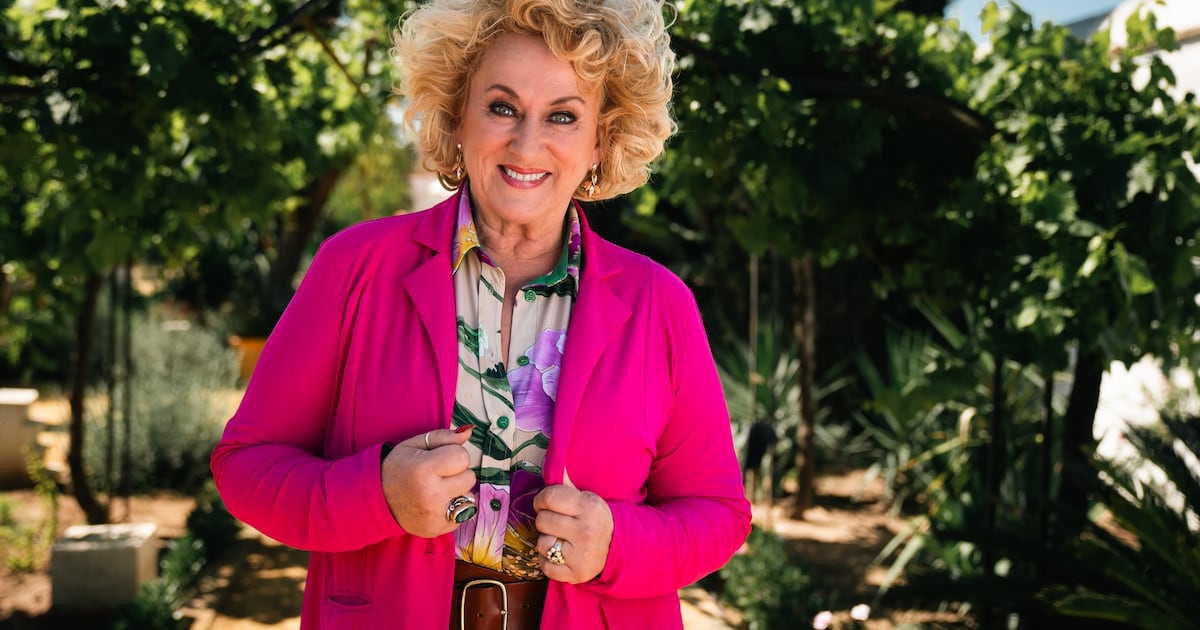 Karin Bloemen over ‘Beste zangers’: ‘Al die popliedjes, wat een tempo’ | Libelle
