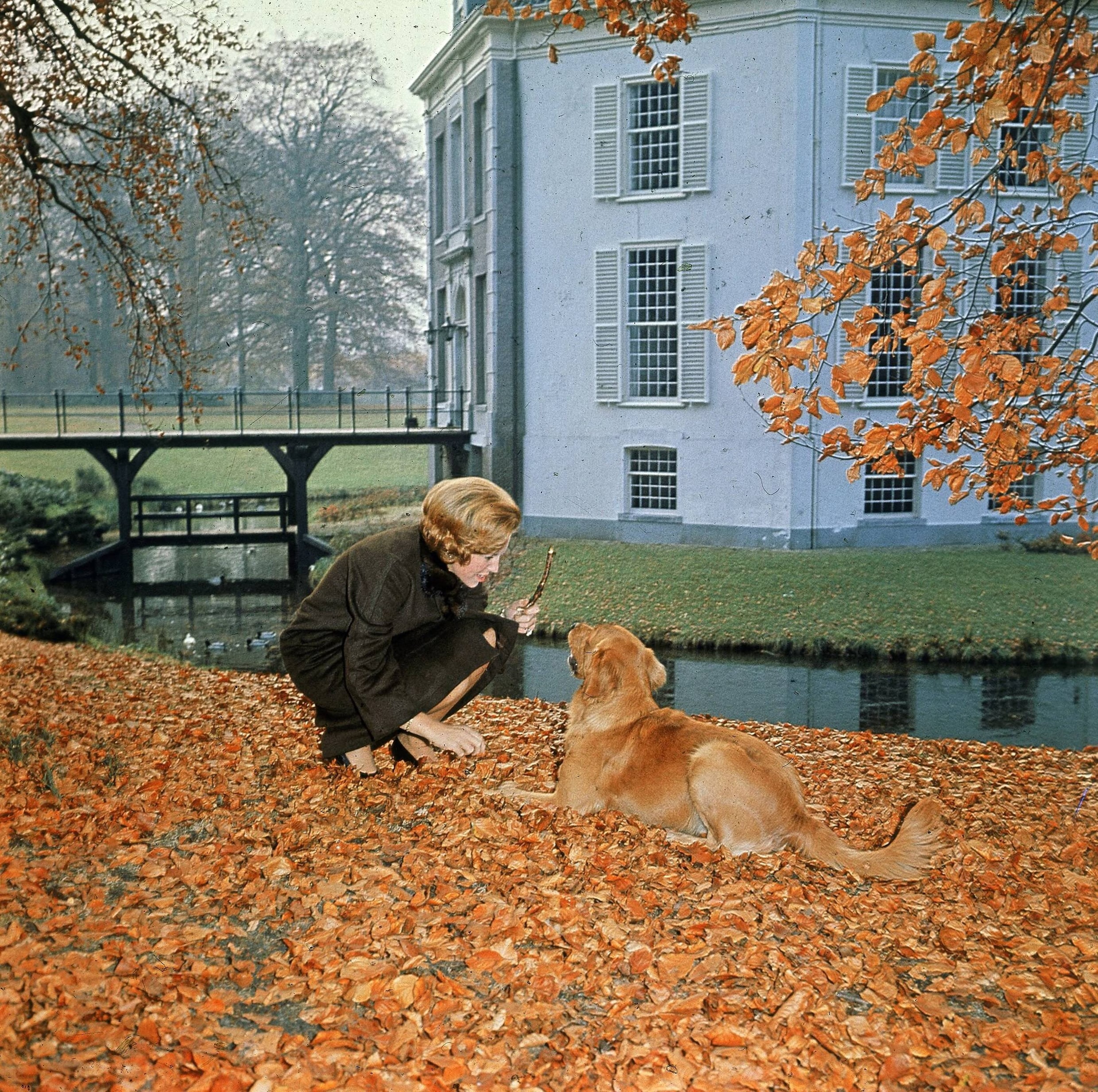 Zó geniet prinses Beatrix al jaren van de herfst op Drakensteyn (en ...