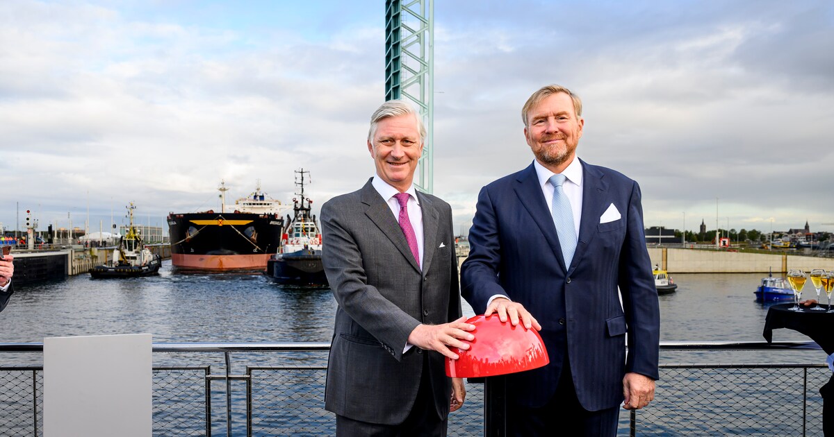 Waarom dragen mannelijke royals altijd zulke saaie pakken? | Libelle