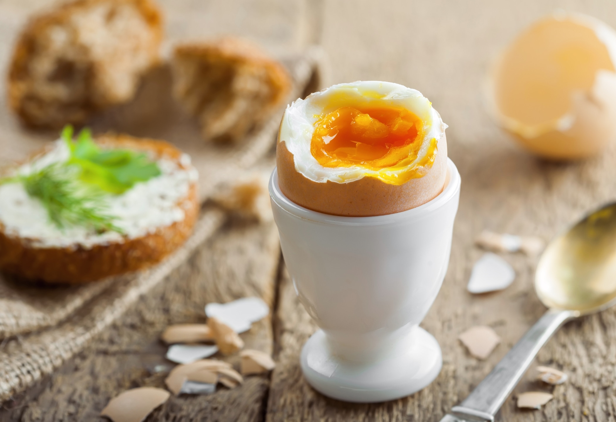 Gekookt ei of gebakken ei: hoe groot is het verschil in calorieën nou ...